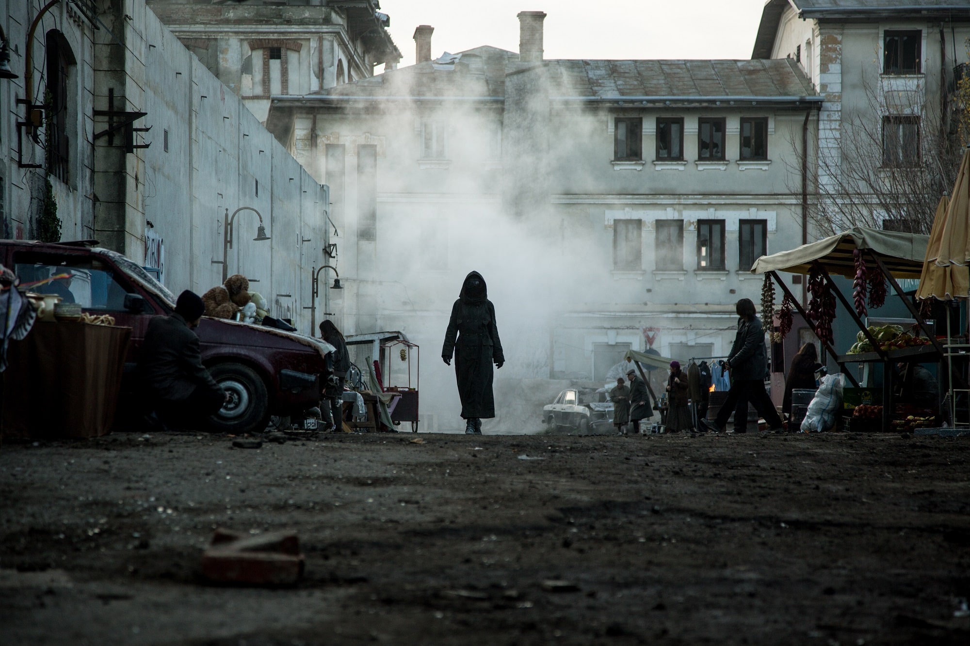 Dampyr, tra vampiri e guerra. Recensione del film tratto dal fumetto Bonelli | Sky TG24